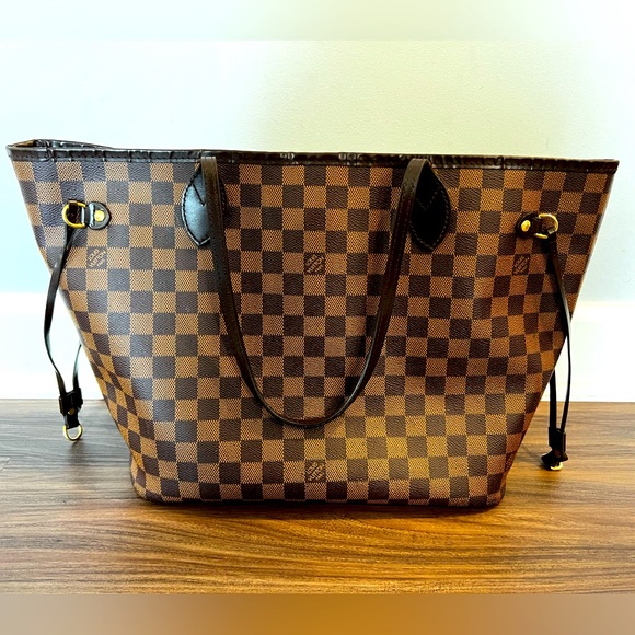 Louis Vuitton | Bags | Authentic Louis Vuitton Neverfull Mm Damier ...